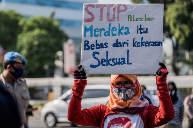 Pemerkosaan santriwati di Semarang - Mengapa kasus kekerasan seksual di pesantren selalu ...