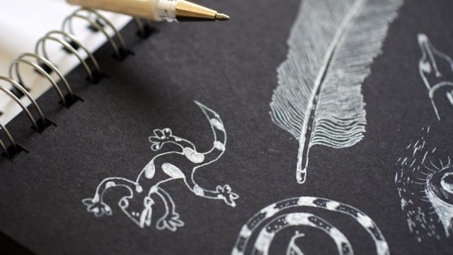 Por qué hacer garabatos y otros movimientos repetitivos puede ser ...