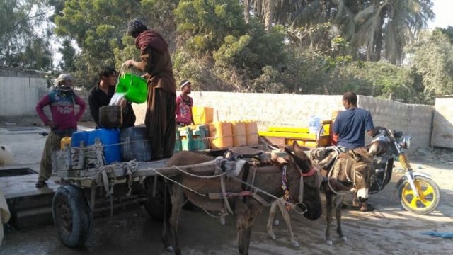 بلوچستان: گوادر میں پانی کی شدید قلت - BBC News اردو