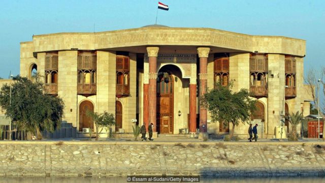 Kegunaan baru bekas istana Saddam Hussein di Irak - BBC News Indonesia