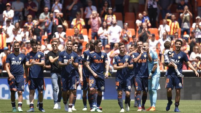 Liga : Valence bat la Corogne - BBC News Afrique