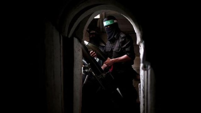 Kuna hatari gani ya kujiunga na vita katika Ukanda wa Gaza? - BBC News ...