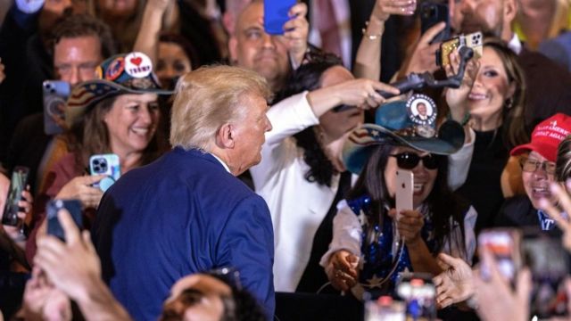 トランプ氏、マール・ア・ラーゴで演説し無罪主張 民主党や検事を激しく批判 Bbcニュース