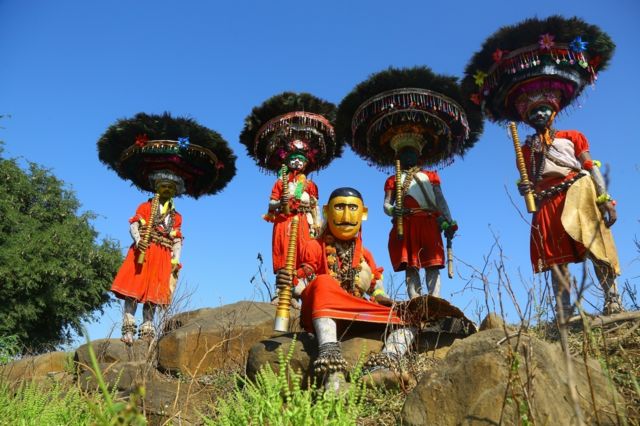 ప్రపంచ ఆదివాసీ దినోత్సవం: ఆంధ్రప్రదేశ్, తెలంగాణ రాష్ట్రాల్లో ఆదివాసీ ...