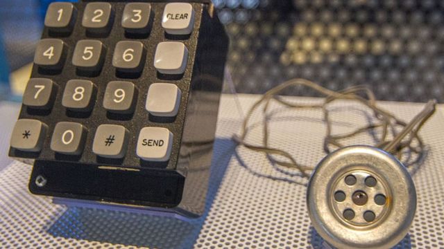 Quienes eran los "phreakers", los extraordinarios personajes que ...