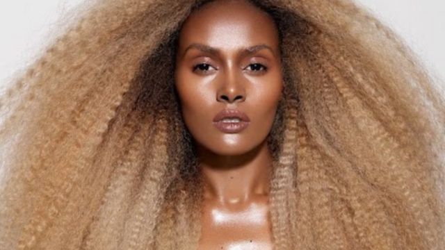 ኣብ ዓለማዊ መድረኽ ፋሽን ዝደመቐት፡ ትግራወይቲ ሞዴል መዓርግ-ማጊ - BBC News ትግርኛ