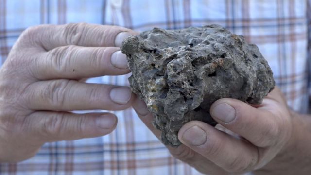 پہاڑی غاروں سے ملنے والی سلاجیت میں ایسا خاص کیا ہے؟ - BBC News اردو