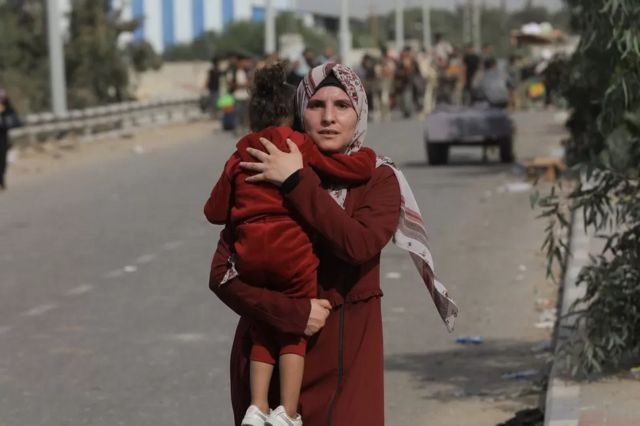 Palestina: Pengungsi Gaza menghadapi kelaparan dan penyakit - 'Kami berada di zaman kegelapan ...