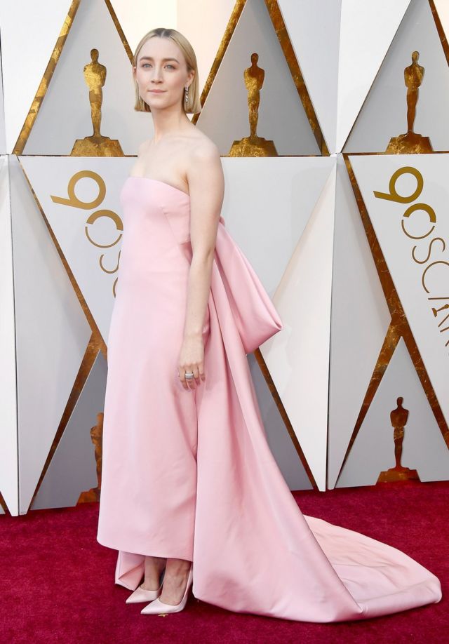 Oscars 2018: See as stars slay for red carpet - BBC News Pidgin