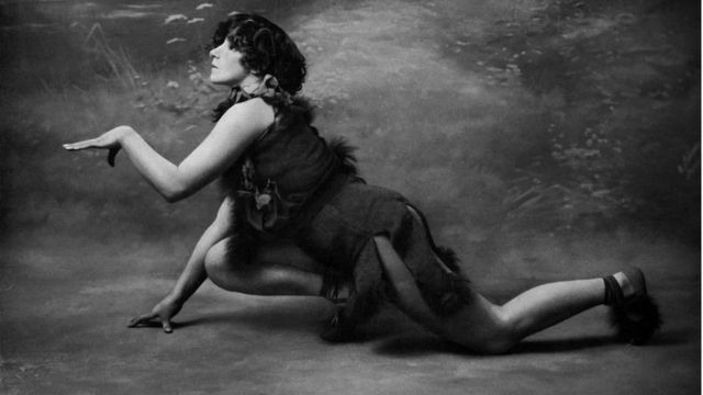 Književnost: Plesačica, autorka popularnih ljubavnih romana i majstorica skandala - da li je ...