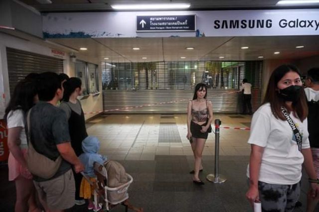 Pucnjava u Bangkoku: Četrnaestogodišnjak osumnjičen da je ubio troje ljudi u tržnom centru - BBC ...