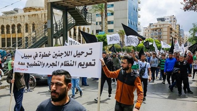 اللاجئون السوريون في لبنان مسيرات وحملة عبر مواقع التواصل لوقف ترحيلهم