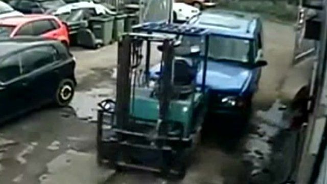 Crash for cash: 77 sentenced in huge car insurance scam - BBC News