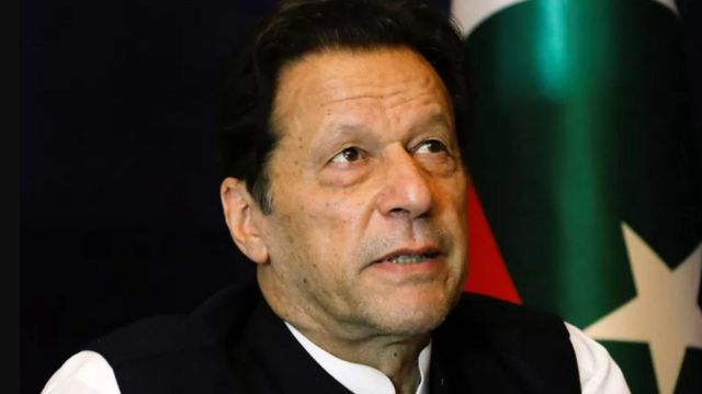 عمران خان اعتقال رئيس الوزراء الباكستاني السابق بعد الحكم عليه بالسجن