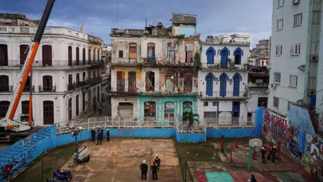 Cuban Housing