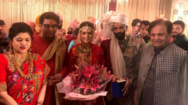 राज ठाकरे आणि अहमद पटेल यांच्या 'त्या' भेटीचा राजकीय अर्थ काय? - BBC ...