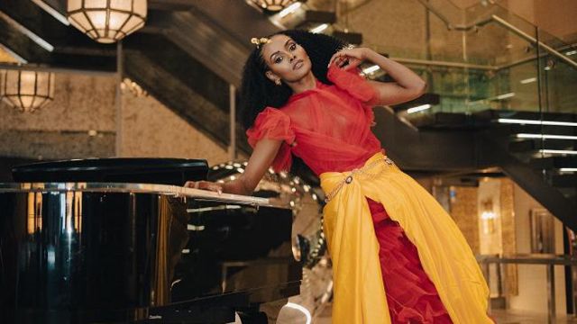 ኣብ ዓለማዊ መድረኽ ፋሽን ዝደመቐት፡ ትግራወይቲ ሞዴል መዓርግ-ማጊ - BBC News ትግርኛ