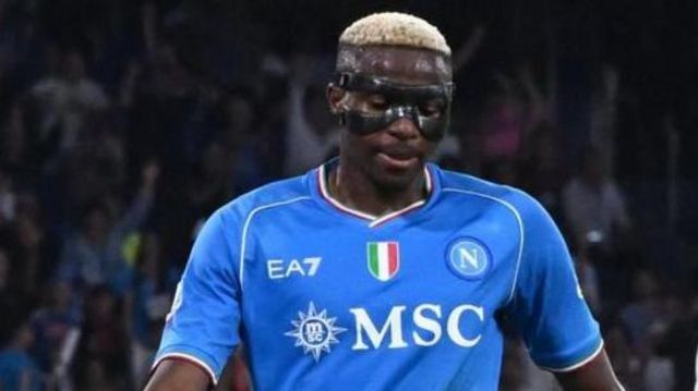 Champions League: 'Yan Real Madrid da aka je da su Napoli - BBC News Hausa