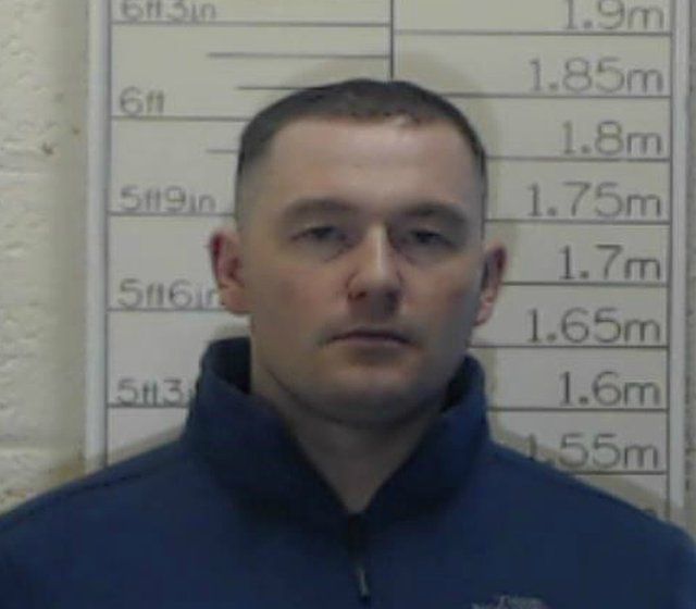 Prisoner absconds while on home leave - BBC News