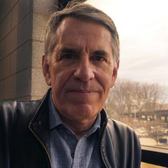 Thomas Bass: 'Phạm Xuân Ẩn không đưa tin giả' - BBC News Tiếng Việt