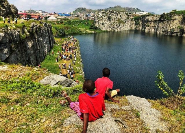 Mpape Crushed Rock: Àrímáleèlọ, àwòpadàsẹ́yìn ni ẹwà ibùdó yìí - BBC ...