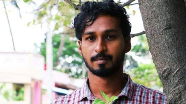 கொரோனா: பாதி நேரம் ஐடி வேலை, மீதி நேரம் சமூக சேவை - வேலூர் இளைஞரின் ...