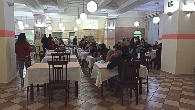 Studenti, menze i Srbija: Sanjaju li akademci veći obim šnicle u ...