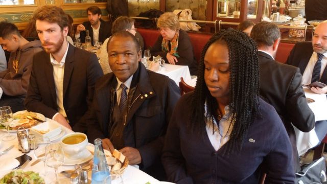 François Compaoré laissé en liberté - BBC News Afrique