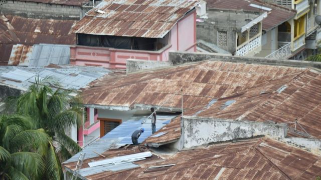 Kwa Picha: Uharibifu wa Kimbunga Irma Caribbean - BBC News Swahili