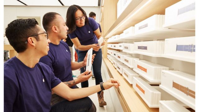 Lo que la apertura de la primera megatienda de Apple en México dice ...