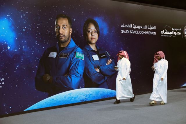 NASA: Astronaut perempuan Arab pertama telah mendarat di stasiun luar ...