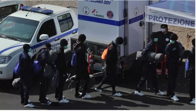 Mediterranean sea: Wo bí àwọn ọmọdé yìí kò ṣe bẹ̀rù ikú láti wọ Yúróòpù ...