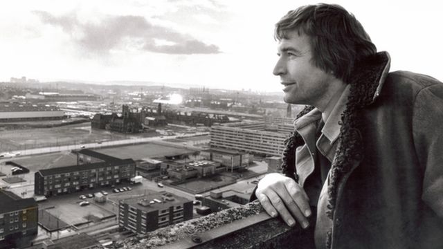 The brothers who wrote their way to fame - BBC News