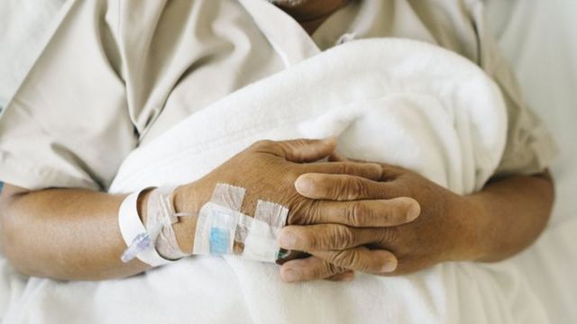 Mgonjwa wa saratani kutoka Marekani aliyepata 'lafudhi' ya Ireland ...