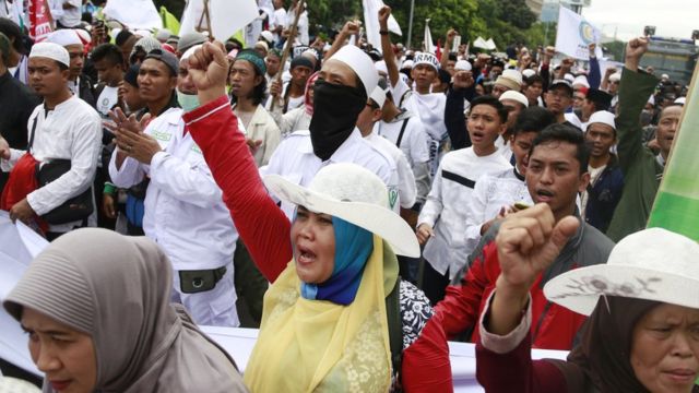 Islam khas Indonesia 'terancam' pengaruh Timur Tengah - BBC News Indonesia