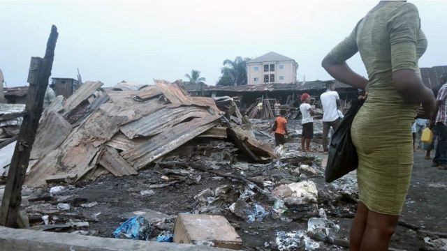 Lee mkpamkpa ọkụ kpara n'ahịa Nkwo Ngwa Aba - BBC News Ìgbò