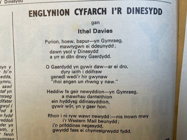 Dathlu 50 mlynedd o'r Dinesydd, y papur bro cyntaf - BBC Cymru Fyw