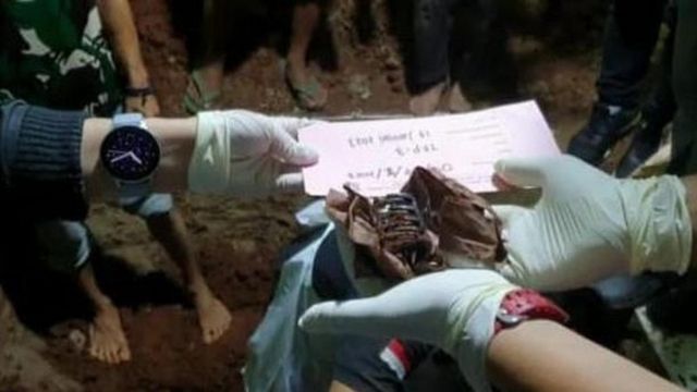 Pembunuhan berantai: Wowon dkk terdakwa pembunuhan berlatar ...