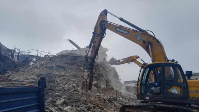 Lagos building collapse: How Lekki seven storey building fall down ...
