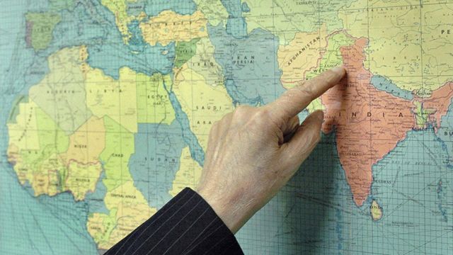 Cyril Radcliffe, el británico que trazó la línea que divide a India y ...