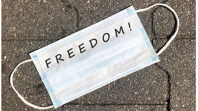 Як пандемія підкосила демократію у світі і чому це важливо - BBC News ...