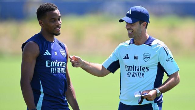 Arsenal FC - Transfer news, results, fixtures, video & audio