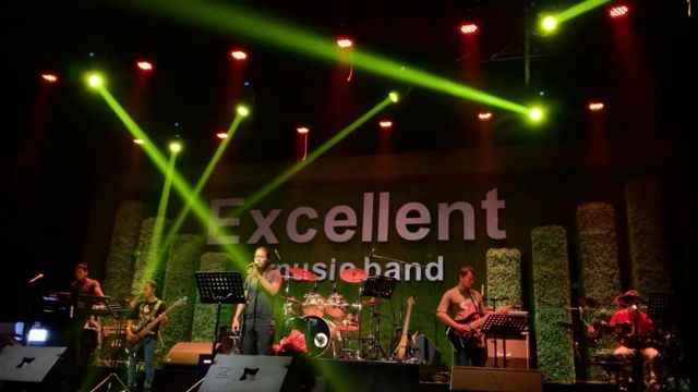 ဘား နဲ့ ဖျော်ဖြေရေးတွေကို စစ်ကောင်စီ ဘာကြောင့် ဖိအားပေးသလဲ - BBC News မ ...