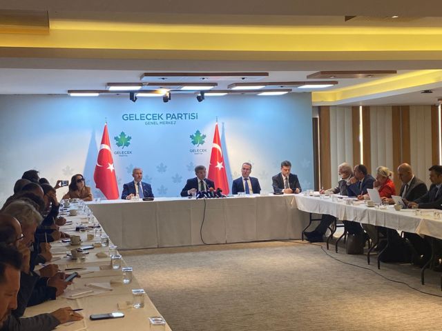 Davutoğlu'ndan Erdoğan’a 'Filistin' tepkisi: Haline ağlıyorum, AKP ...