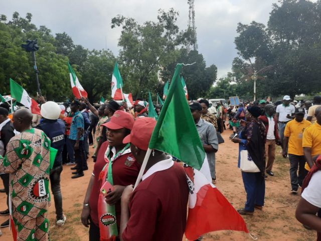 ASUU Strike: "We no go back down, two years no too much to sacrifice" - BBC News Pidgin