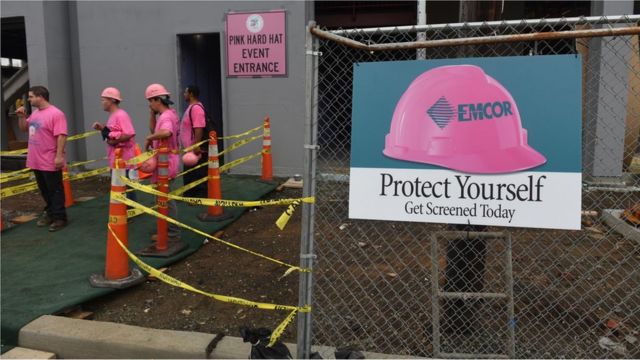 Kanker payudara juga bisa menimpa pria, deteksi dini 'harus dilakukan' - BBC News Indonesia