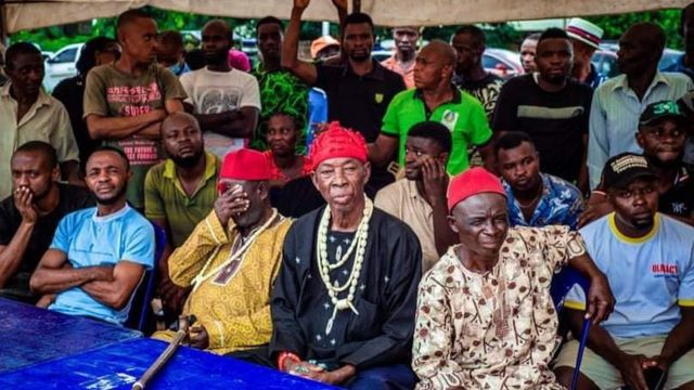 Imo state News: Governor Hope Uzodimma visit to Izombe afta sojas clash ...