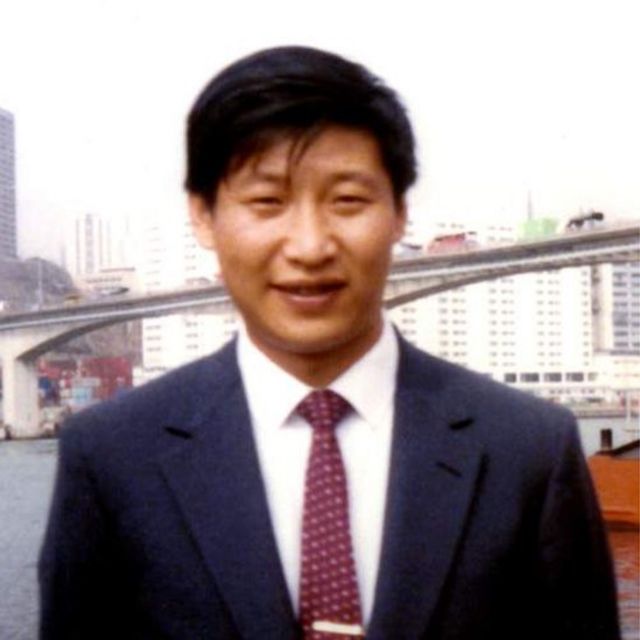 Xi Jinping: de trabalho forçado no campo e vida em caverna a comando da ...