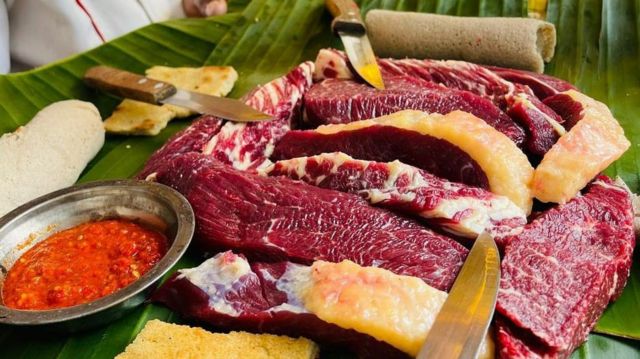 Ayyaana dabalatee yeroo gara garaatti kan soorannu waa'ee foon dheedhii ...