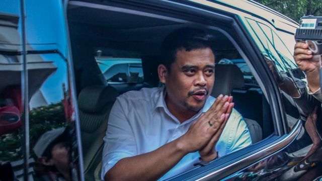 Panas Dingin Hubungan Keluarga Jokowi Dengan Pdip Bobby Dipecat Dari